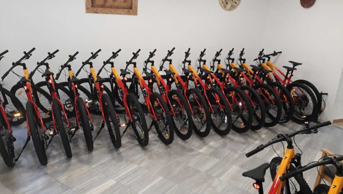 Rent a bike, electric, classic Koper - Pogačar