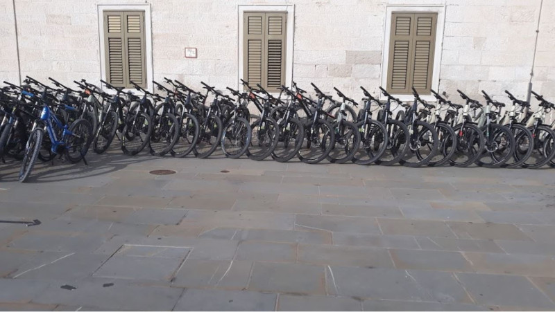 Rent a bike, electric, classic Koper - Pogačar